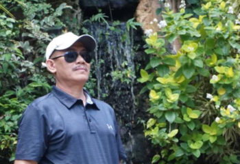 GURU DAN STAFF TU - SMAN 1 BABAT LAMONGAN