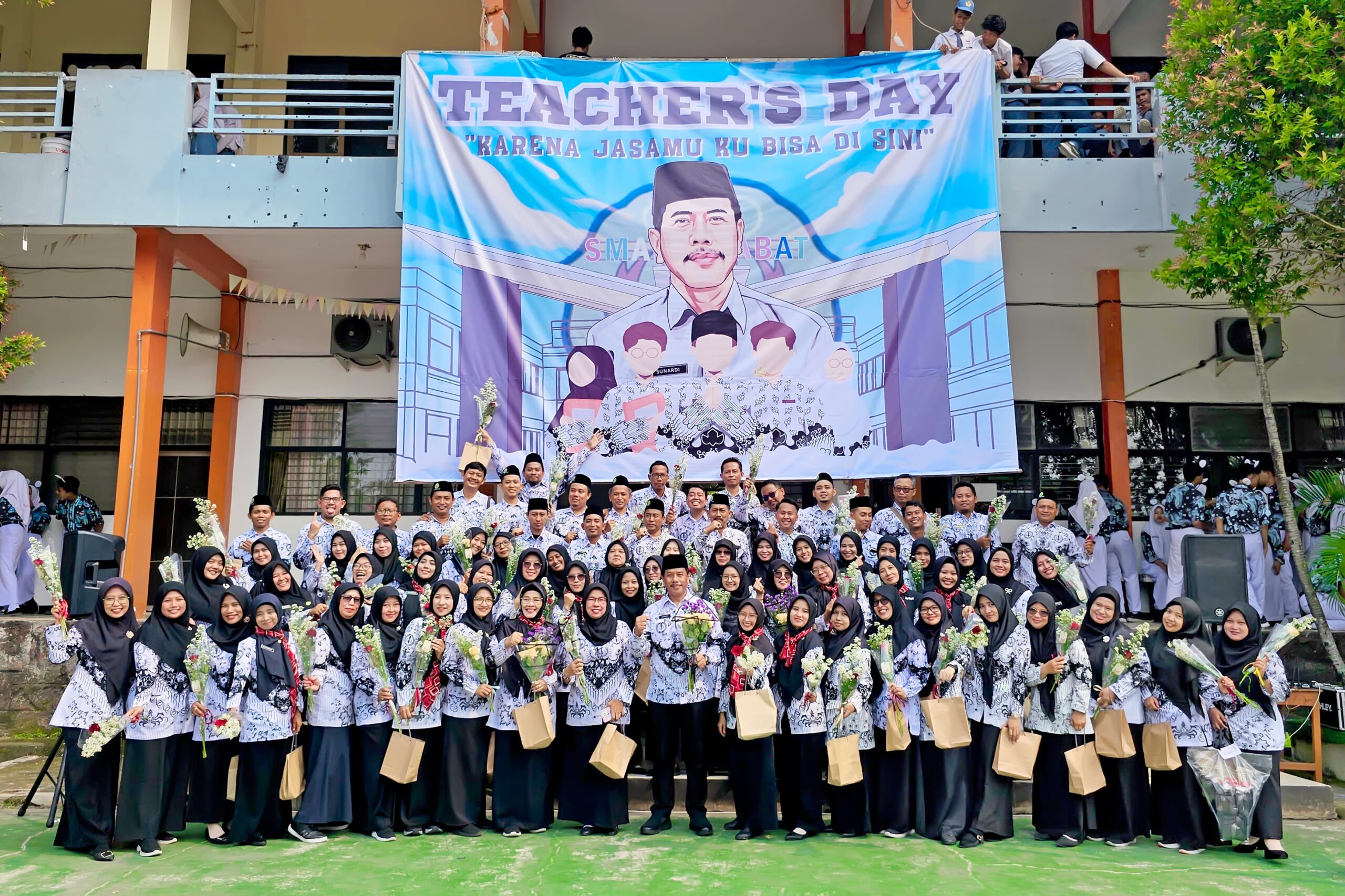 Peringatan Hari Guru Di SMA Negeri 1 Babat - SMAN 1 BABAT LAMONGAN