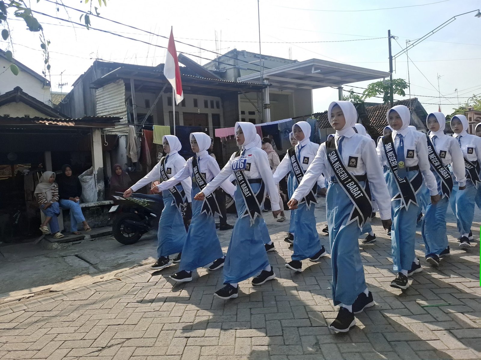 Langkah Serentak, Semangat Membara: Tim SMABA di Ajang Gerak Jalan HUT ...